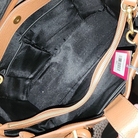 Vince Camuto | Bags | New Vince Camuto Maecy Medium Tote In Warm Caramel Color Nwt | Poshmark